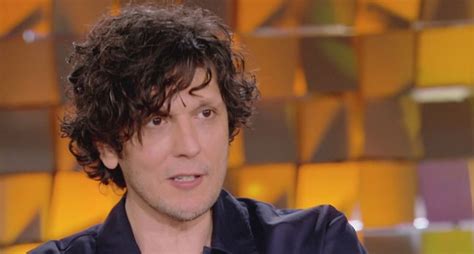 Ermal Meta Ladri In Casa A Due Giorni Dalla Nascita Della Figlia