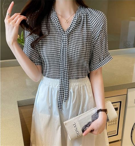 [여리핏 M L]아가일패턴 리본 블라우스 에이블리