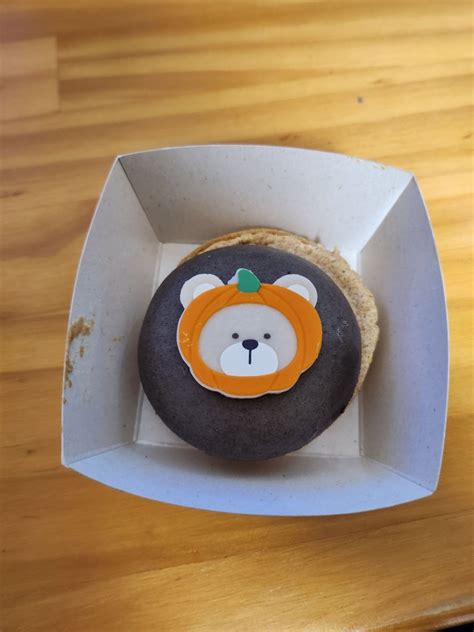 어린이대공원역 카페 스타벅스 건대후문점 할로윈 신메뉴 ⑤ 할로윈 흑임자 쿠카롱 네이버 블로그