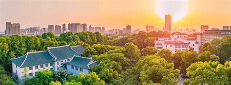 关于选修2025 2026学年第一学期课程的通知 华中师范大学本科生院