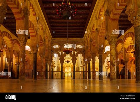 Prayer Hall With Columns Mihrab La Mezquita Mosque Moorish