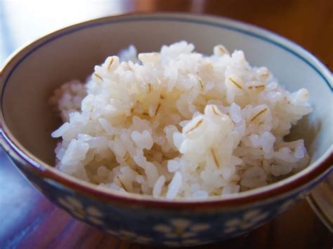 押し麦ともち麦の違いはこんなところ！美味しい麦ごはんを！ 知識の泉