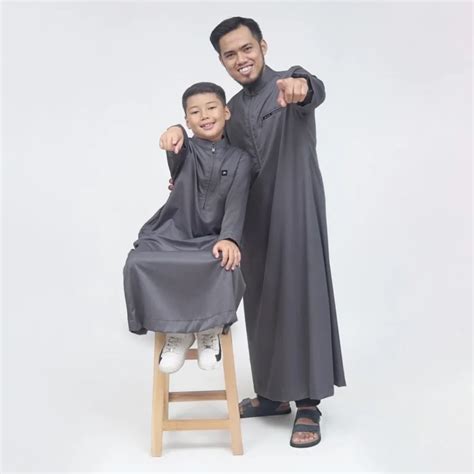 Khalifah Dark Gray Adult Thobe Mens Arabian Thobe Mens Umrah Thobe Small Size Khaira Label