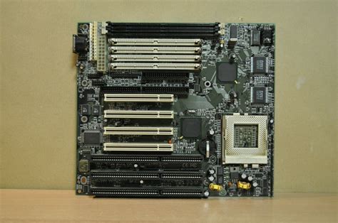 Socket 7 Motherboard Edosd Ram 4 Pci And 3 Isa Slots Atatx
