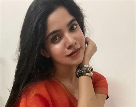 Actress Divya Bharthi Latest Photos Tamilstar