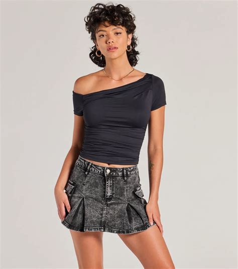 Pleated High Waist Skirts And Windsor