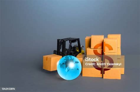 미국 달러 기호와 지게차와 상자 무역 및 상품 운송 서비스 비즈니스 산업 경제 구역 비즈니스 세계화 가져오기 내보내기 창고 물류 배달 추적 0명에 대한 스톡 사진 및 기타