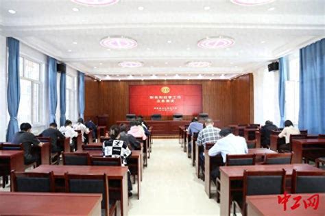 内蒙古阿鲁科尔沁旗总工会组织机关干部职工开展业务知识测试张贺松管理全体