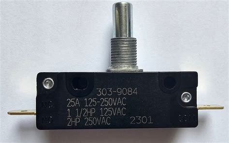 303 9084 Single Pole Normally Open Snap Action Switch With Over Travel Button Aka Longer Plunger