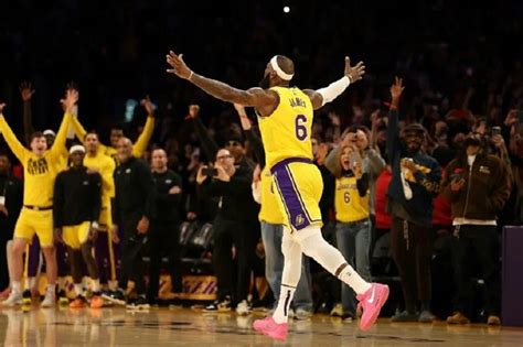 Lebron James Breaks Nba All Time Points Scoring Record Omni Sports