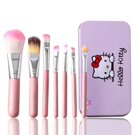 Купить Кисти для макияжа Hello Kitty по цене 119 руб в интернет