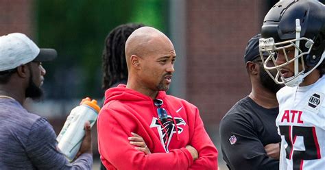 Flicks Forum Under Microscope Atlanta Falcons Gm Terry Fontenot