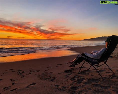 Kenneth Mitchell Most Liked Photos And Posts Gethu Cinema