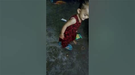 🍼मेरी लाडो रानी देखिए कैसे खेल रही है👣kuhuparidiaries