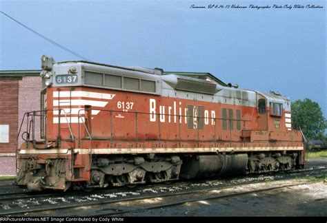Burlington Northern Sd9 6137