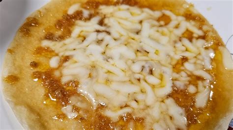 현실집밥 간단하게 맛있는 버터갈릭치즈피자 만들기 또띠아 버터 마늘 꿀 치즈 Youtube