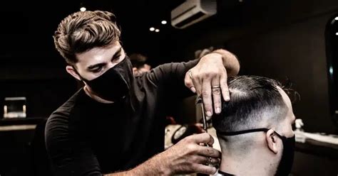 Mastering Makeovers Top Haircuts For Thinning Hair
