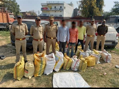 During Checking Police Caught Liquor Worth 2 Lakhs Filled In 27 Sacks