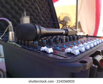 1 633 Public Address Audio Images Stock Photos Vectors Shutterstock