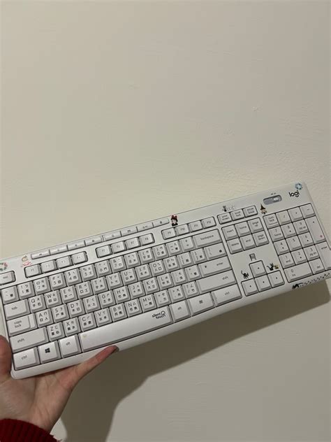 Logi 無線鍵盤滑鼠組 電腦及科技產品 電腦周邊產品 電腦鍵盤及相關產品在旋轉拍賣