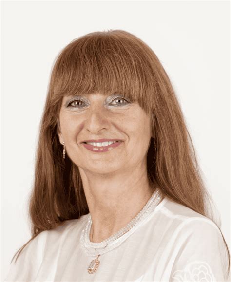 Georgiana Danet Overcoming Mediocrity Making An Impact One Story At