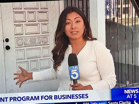 Shelby Nelson Ktla5 Los Angeles Rcurvynewswomen