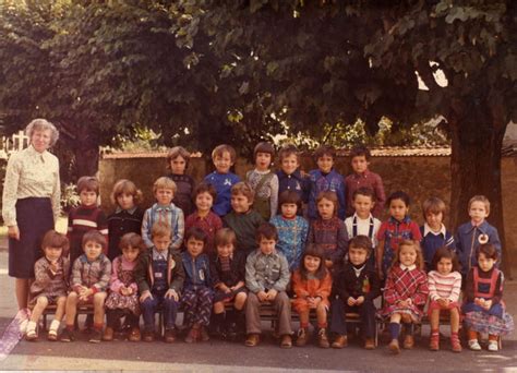 Photo De Classe Inconnue De 1976 Ecole La Bastide Copains Davant