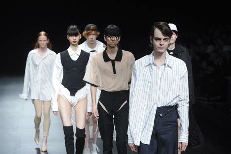 Dressedundressed Tokyo Fall 2018 Tokyo Collection Vogue Fashion