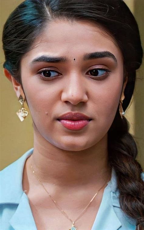 Keerthi Shetty Ractresslips