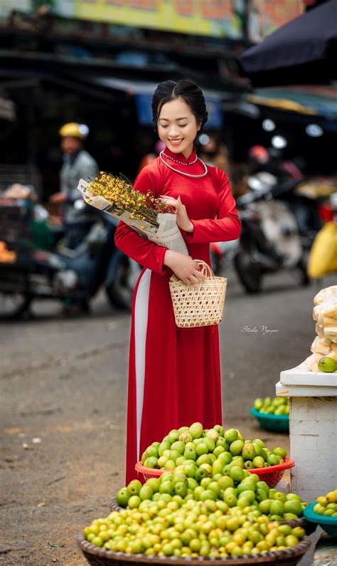 Ghim Của Suhartho 🤓 Smart Trên 000 B3 Satin And Nylone Wear 2 Áo Dài Dép