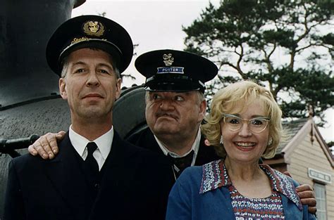 Paul Shane Funeral Mirror Online