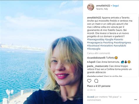 Taranto Anna Falchi Nella Città Dei Due Mari è Lei Stessa A Svelarlo Ai Fan Pugliapress