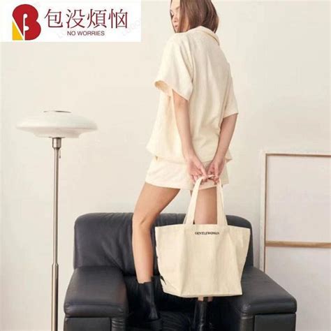 【熱賣精選】新大容量帆布包女學生書包泰國gentlewoman小優同斜背包 Yahoo奇摩拍賣
