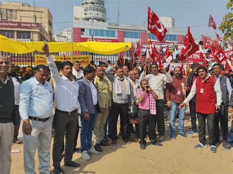 Jaipur News Update Mixed Effect Of All India Industrial Strike And