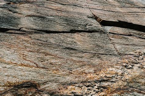 돌 질감 배경입니다 화강암과 현무암의 표면 커다란 바위 돌 담 닫습니다 텍스트를 배치 합니다 갈색에 대한 스톡 사진 및 기타 이미지 Istock