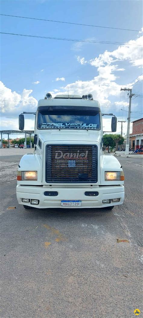 Caminhao Volvo NL usado à venda
