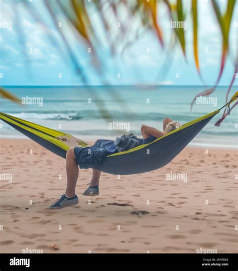 Bahamas Caribbean Tropics Tropical Resting Hi Res Stock Photography And Images Alamy