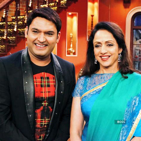 Sumona Chakravarty With Salman Khan During The Promotion Of The Movie