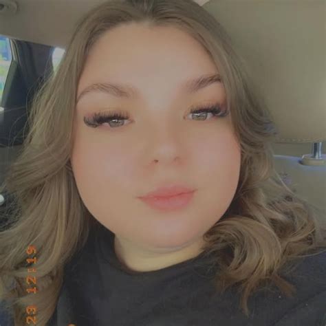 Megan Renee Meganrenee07 • Threads Say More