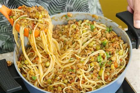 Receita que aprendi a minha mãe de macarronada perfeita e muito saborosa