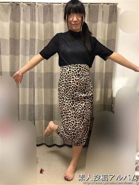 ZARAのスカート mao 素人投稿アルバム