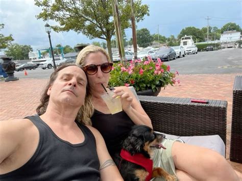 ⊖ ∙ Kenny Hickey