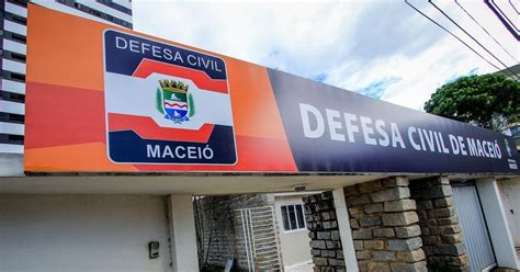 Risco iminente de colapso Defesa Civil de Maceió alerta para movimentação sísmica e