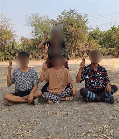 ပုလဲ လူထု သပိတ် ကော်မတီဝင်များ စစ်အာဏာရှင် ဖြုတ်ချရေး ဆန္ဒပြ Khit Thit Media