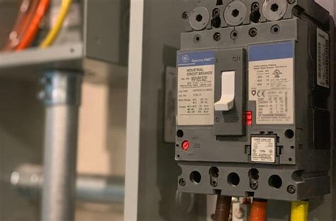 Tips To Avoid Overloading Circuits Grip Elements