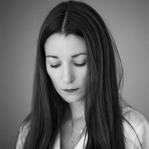 I N M A • C A N O Inma • Threads Say More