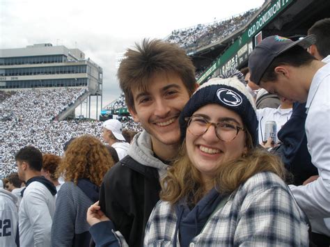 Hannah Beth March Dump🍓🎂🐺 ️🍷 Instagram