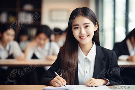 大学生学习做笔记ai图片下载 红动中国