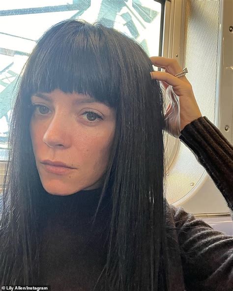 Lily Allen Flogs Her Old Designer Gear To Fans After Making £14k In