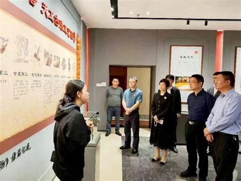 学习借鉴樟树经验 统筹推进中医药健康产业高质量发展建设黄力中药材
